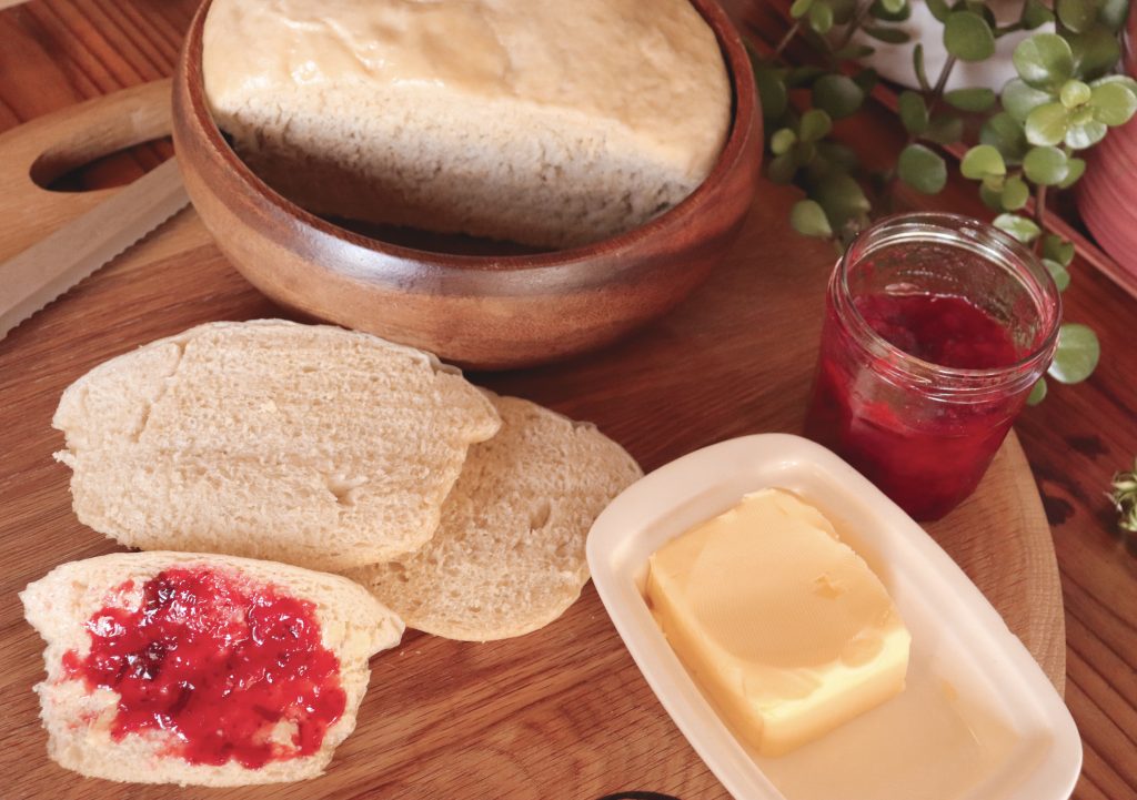 Isonka Samanzi – Steamed Bread – Andiswa's Kitchen